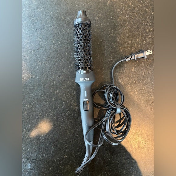 brush 30/40 | Hair | Brush 3 Beauty Brands Brush With 30 Ionic ...